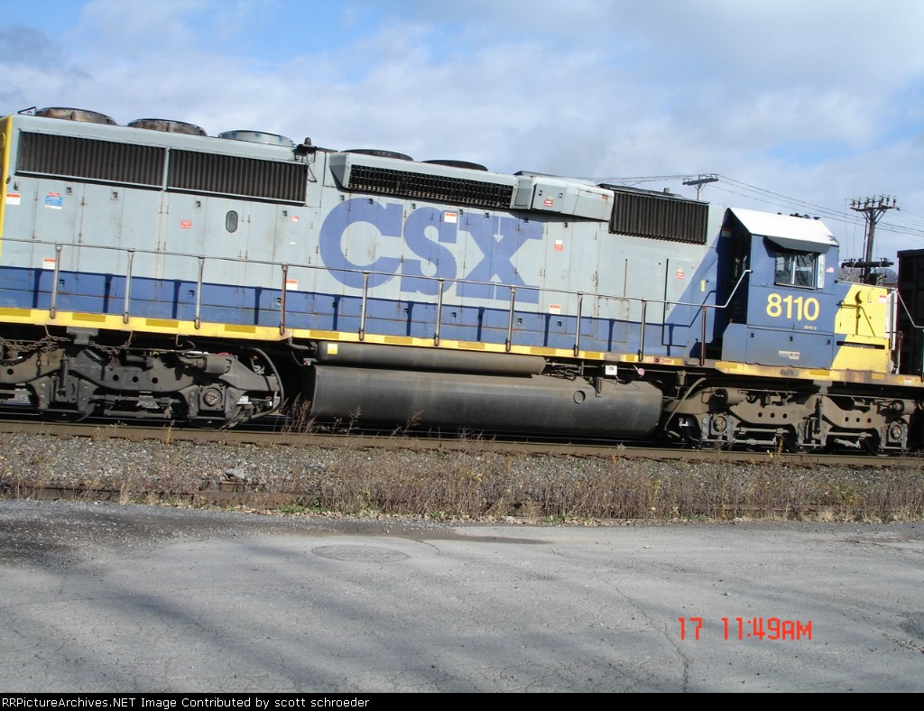 CSX 8110 (SD40-2) runs long nose forward (backwards) on the Q393